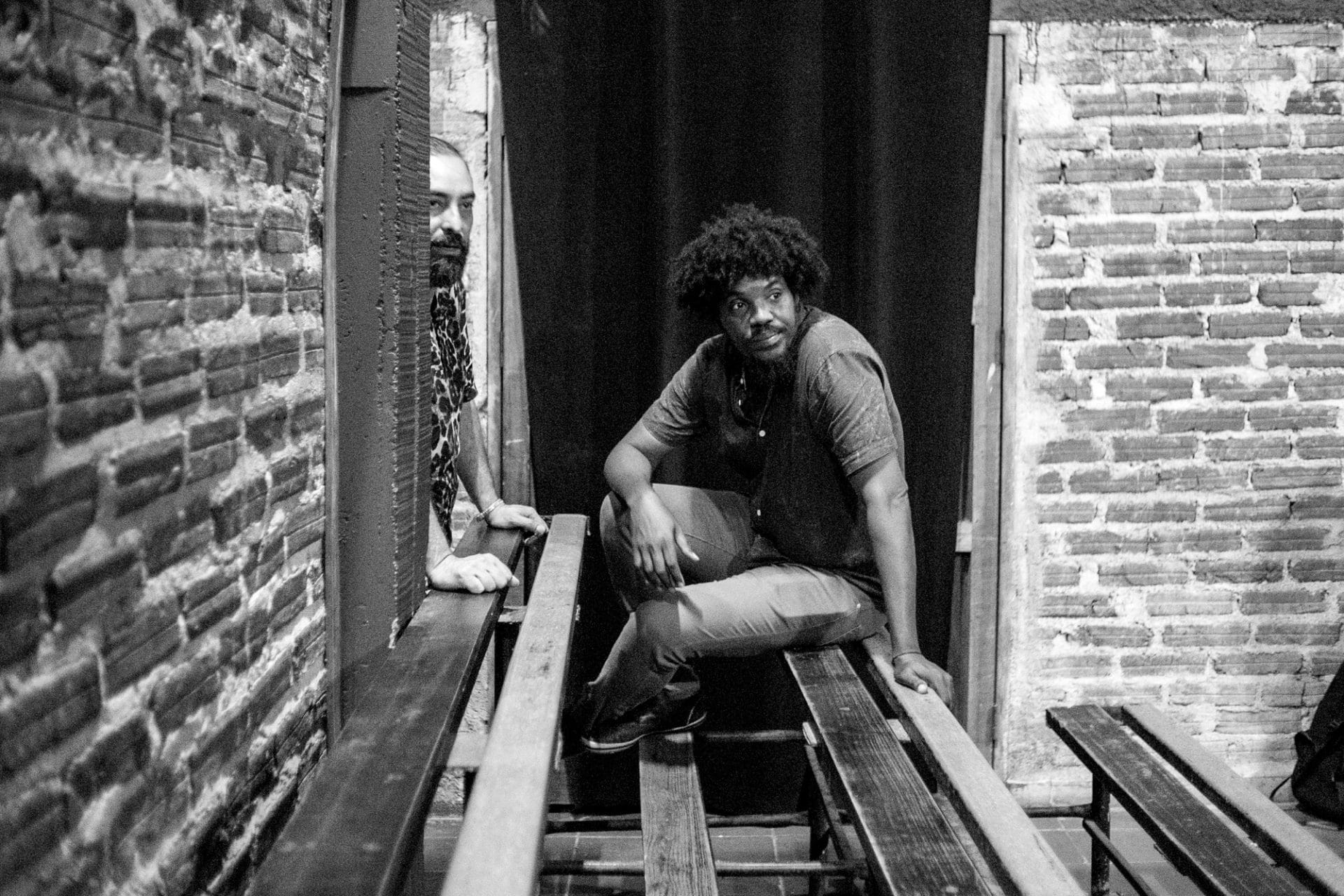 “Moscas de Fuego”, del cubano Roly Berrío se estrena en YouTube | Cuba ...