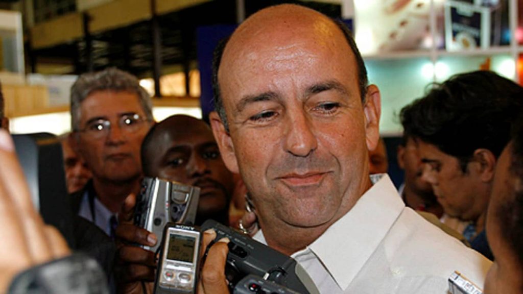 Carlos Lage pide cambios profundos en primera aparición pública tras ...