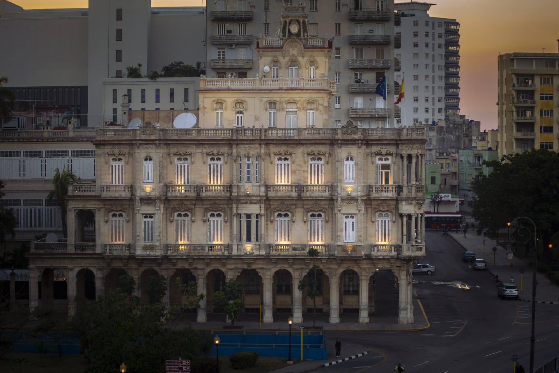 Nuevas citas para solicitar el pasaporte español en consulado en La ...