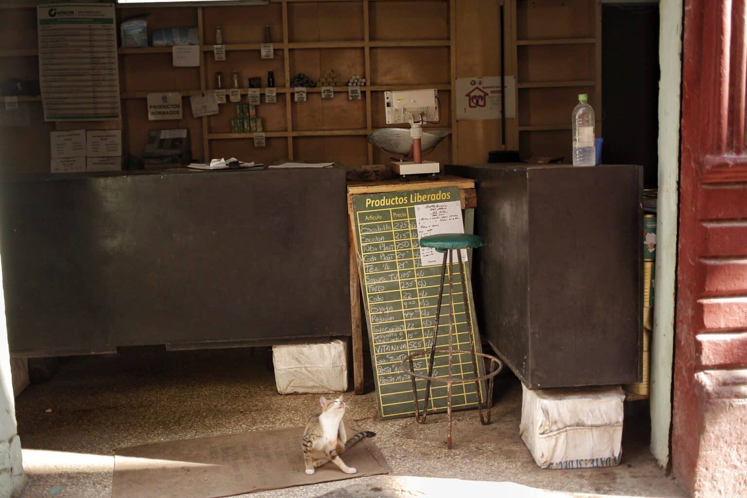 Cómo se distribuyen los alimentos en Cuba ante la compleja situación ...