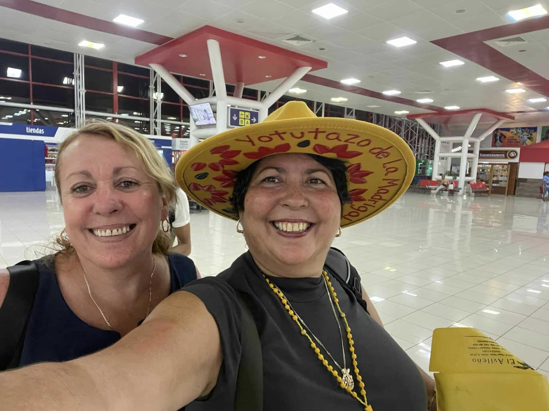 Locutora cubana Marisela Alfonso Madrigal se va de Cuba con su pareja ...